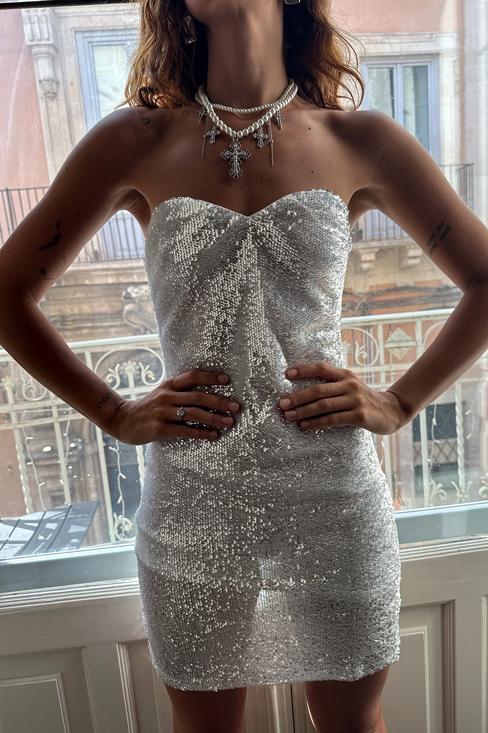 Dynamite White And Silver Sequin Mini Dress - zyllawear
